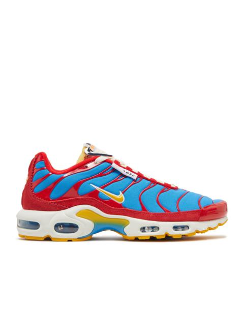 Nike AIR MAX PLUS SE 'RUNNING CLUB - UNIVERSITY RED LIGHT PHOTO BLUE ...
