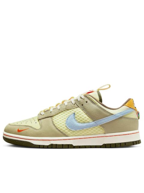 Nike Nike Dunk Low 'Cartoon' DX6038-741 | REVERSIBLE