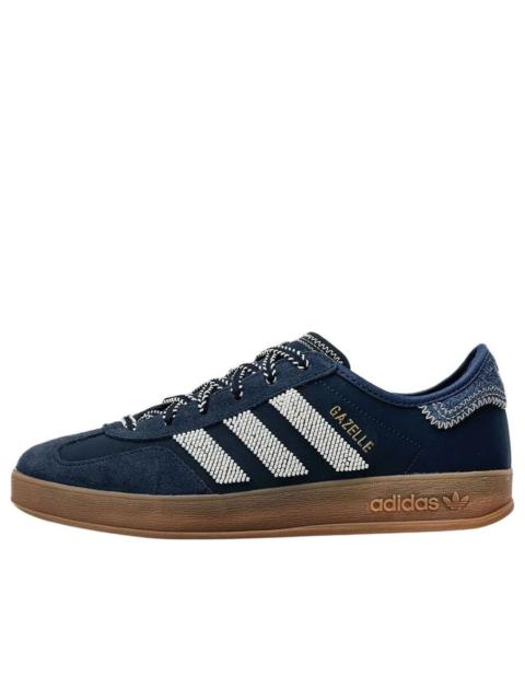 adidas adidas x Clot Gazelle 'Navy Gum' IH3725 | REVERSIBLE