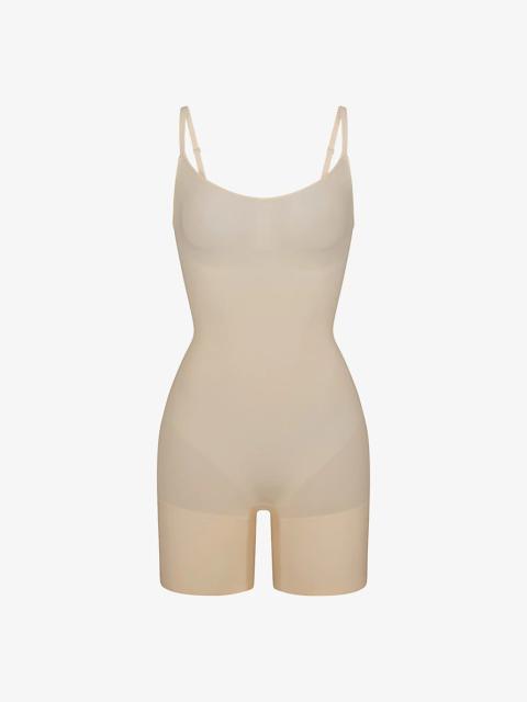 SKIMS Everyday Sculpt mid-thigh ruched stretch-woven body | REVERSIBLE