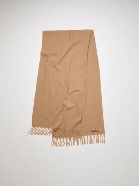 Acne Studios Narrow wool scarf camel brown | REVERSIBLE